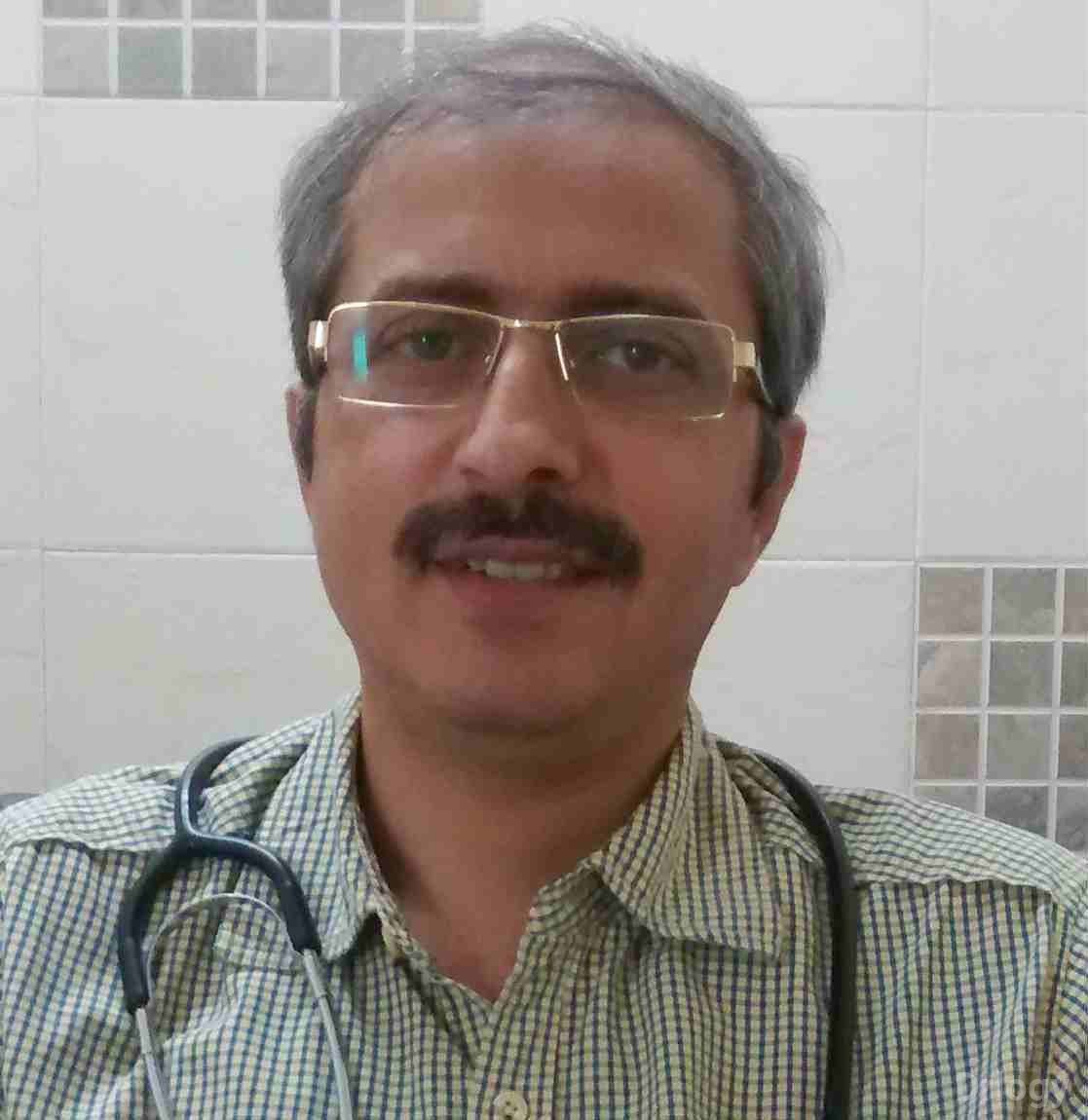 Dr. Bharat Balani in New Delhi