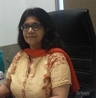 Dr. Smita Mukherjee in Mumbai