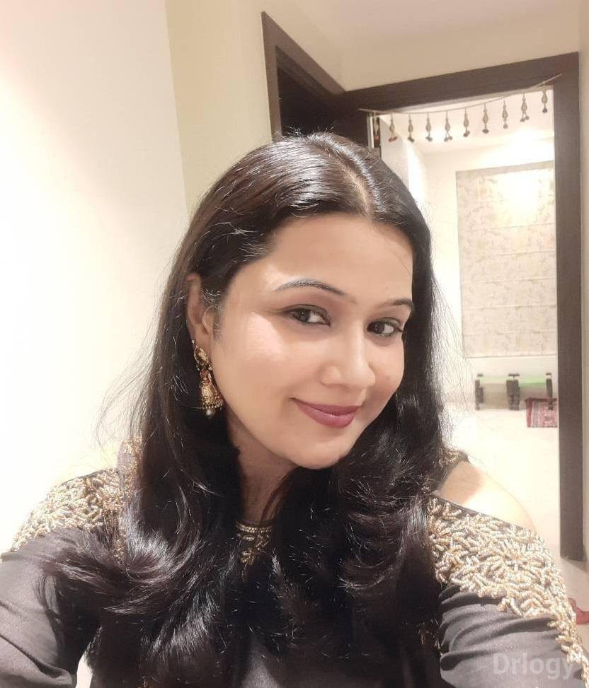 Dr. Tanvi Pal in New Delhi